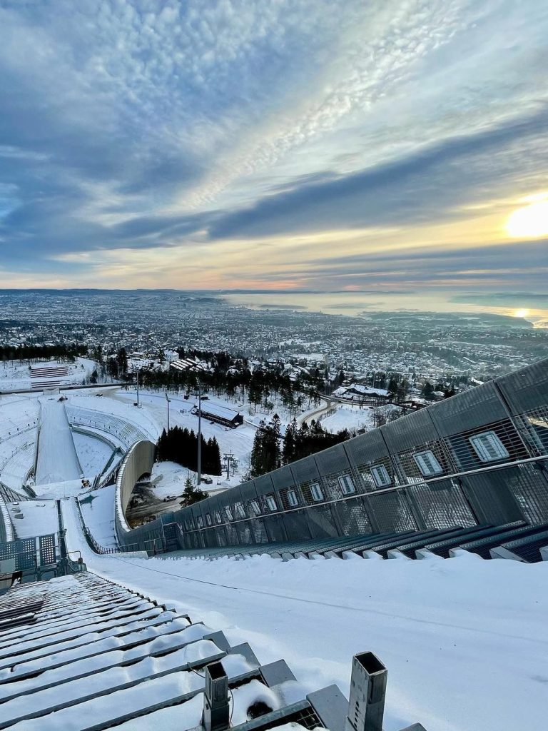 Holmenkollen skischans in Oslo (ook leuk in de zomer)